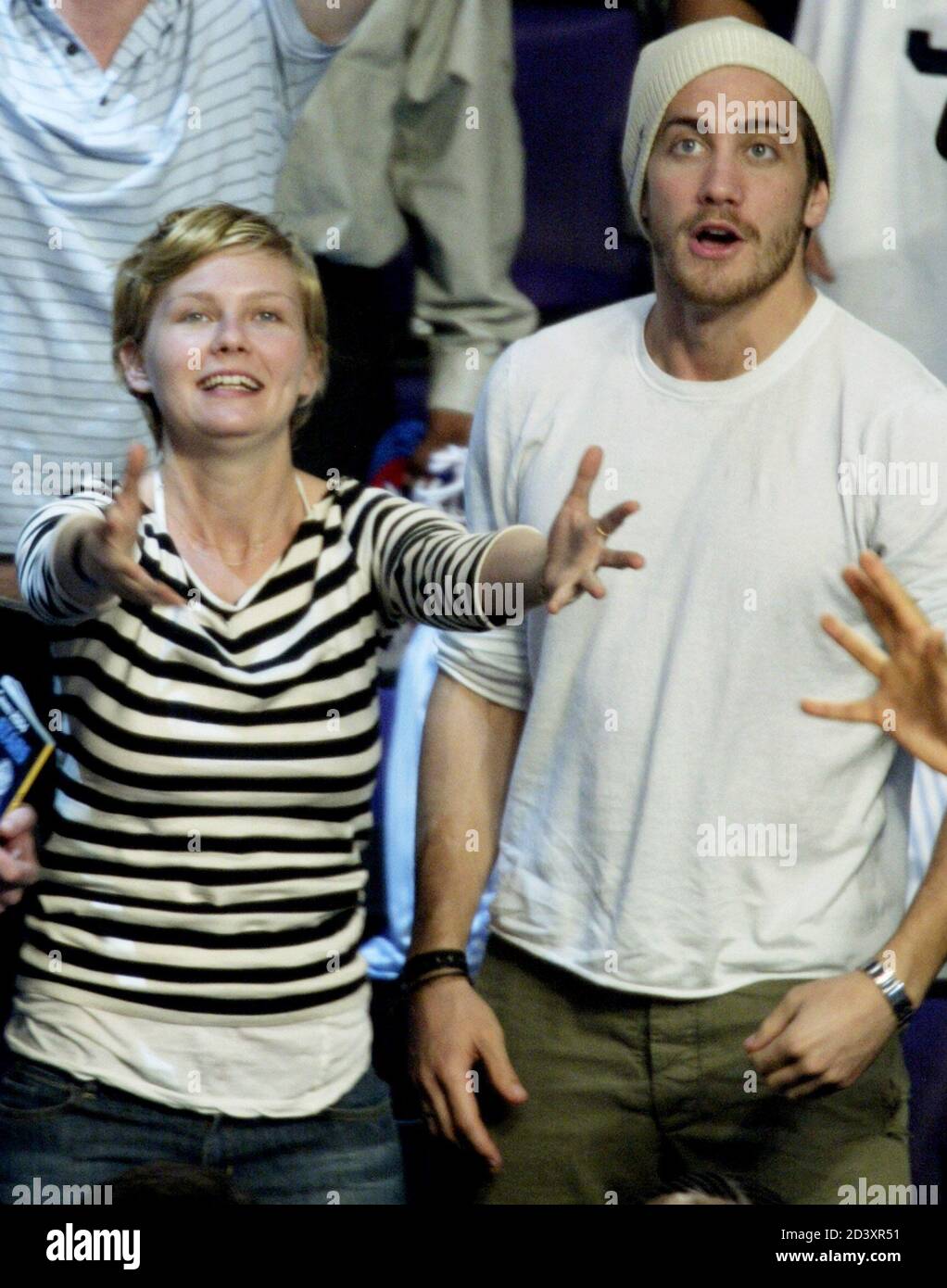 Thrown staples hi-res stock photography and images - Alamy