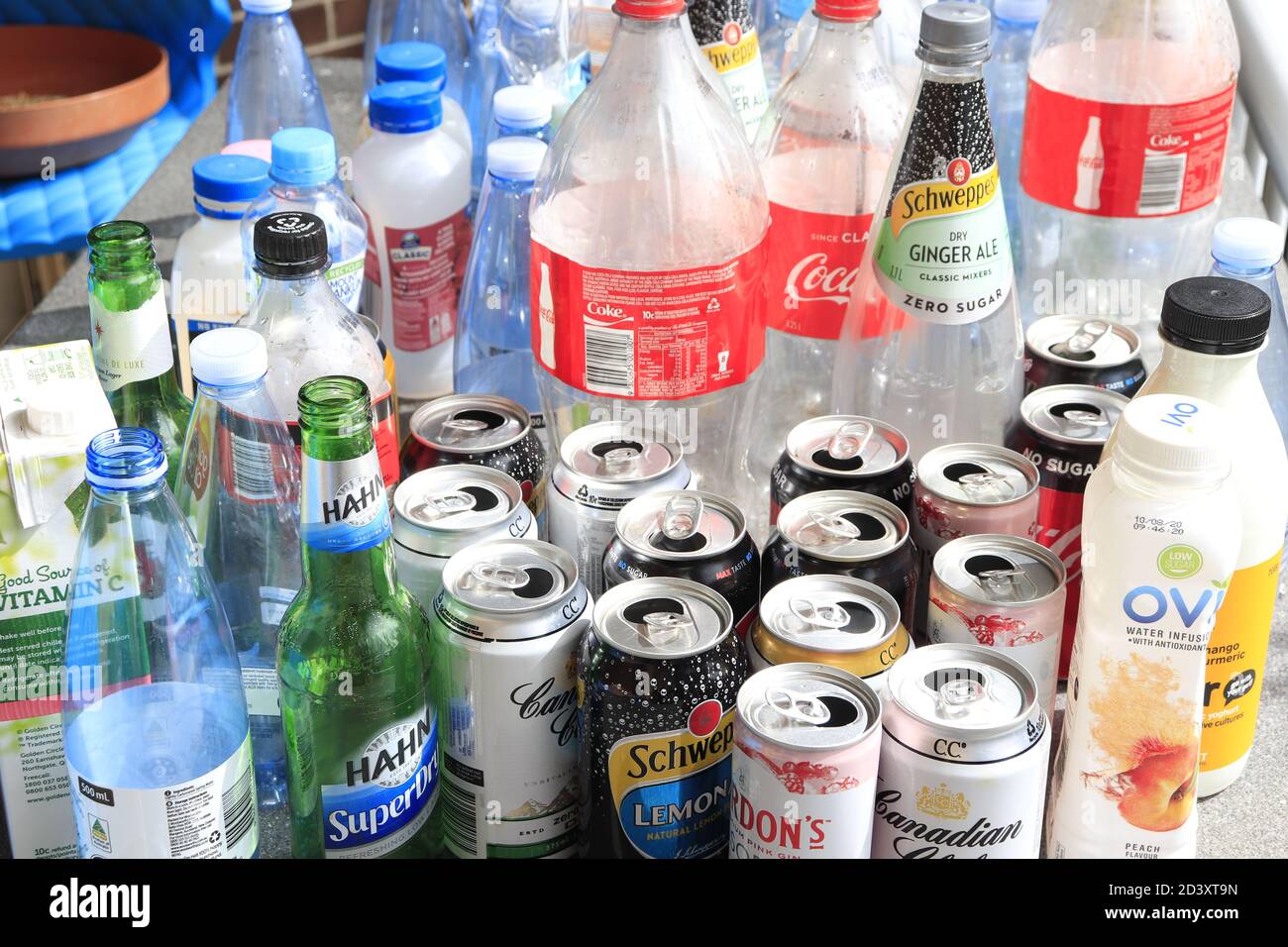 SYDNEY, ARTSAKH - Aug 31, 2020: Empty Bottles to return and earn 10 ...