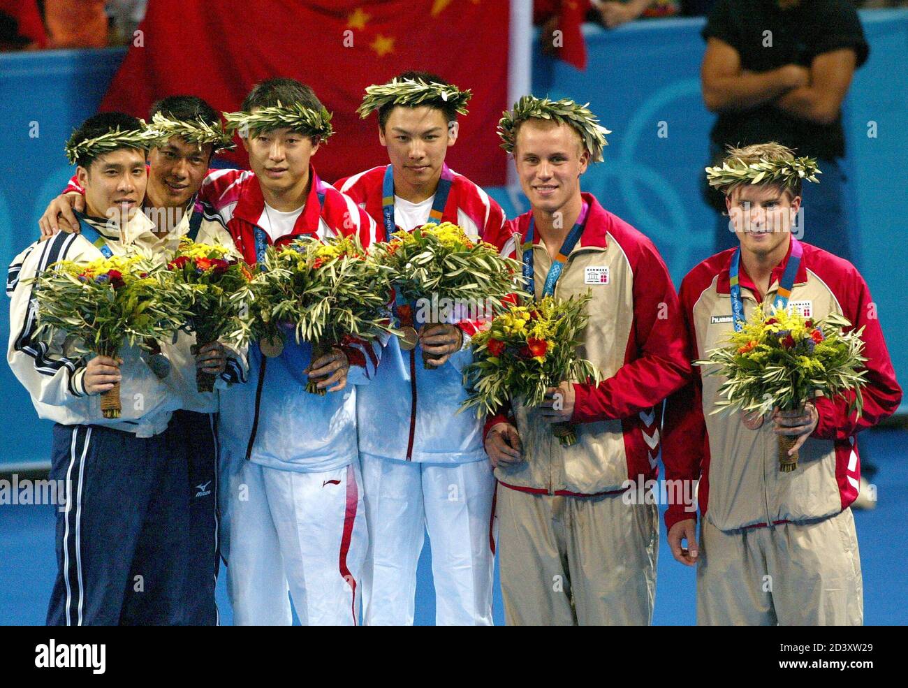 Gold medalists on the podium hi-res stock photography and images - Alamy