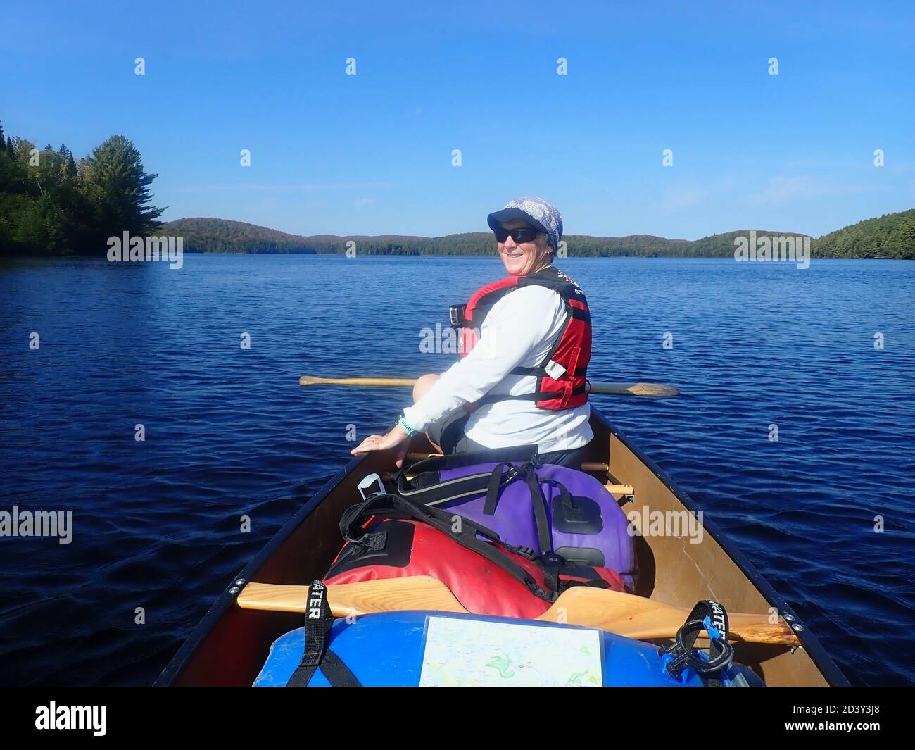 Canoeing in canada hi-res stock photography and images - Alamy