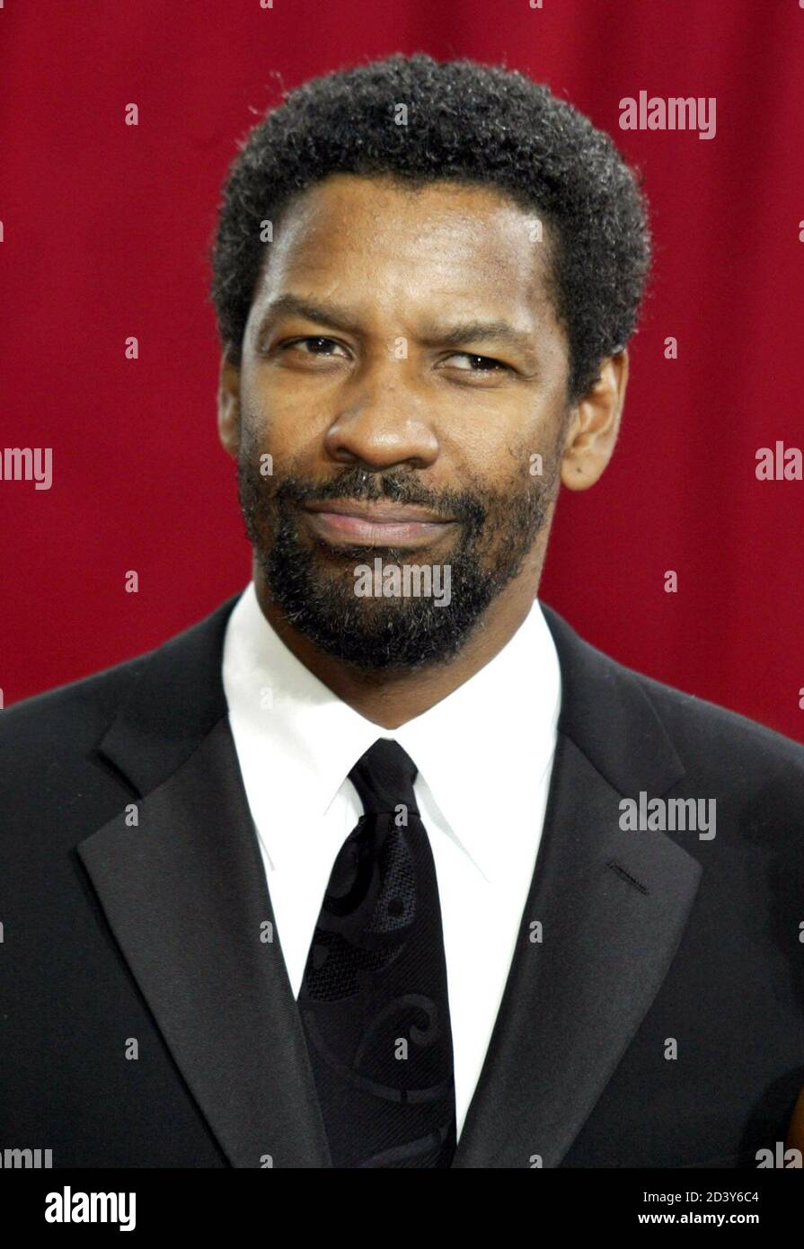 Showbiz Winner High Resolution Stock Photography and Images - Alamy
