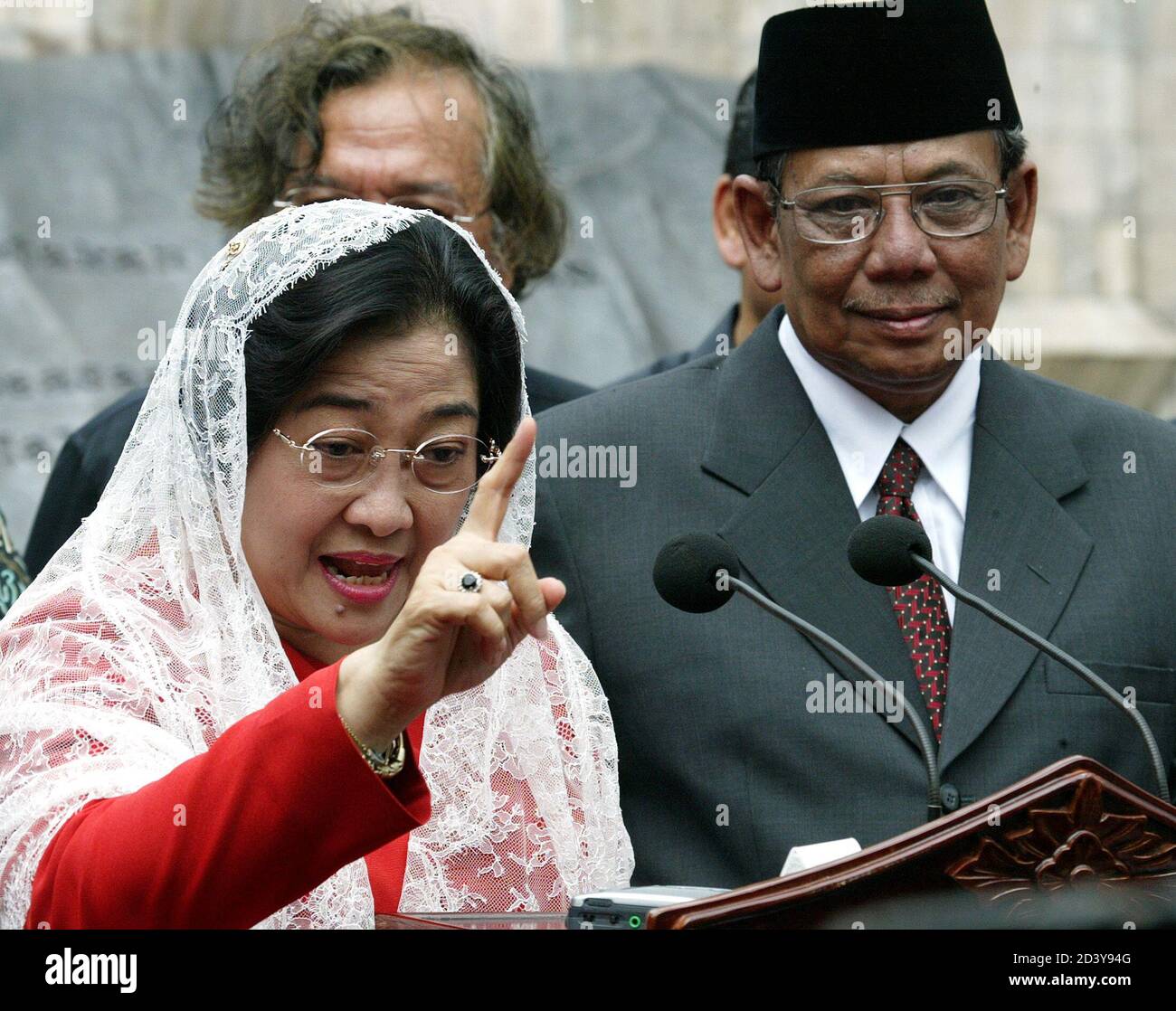 Indonesian president megawati sukarnoputri hi-res stock photography and ...