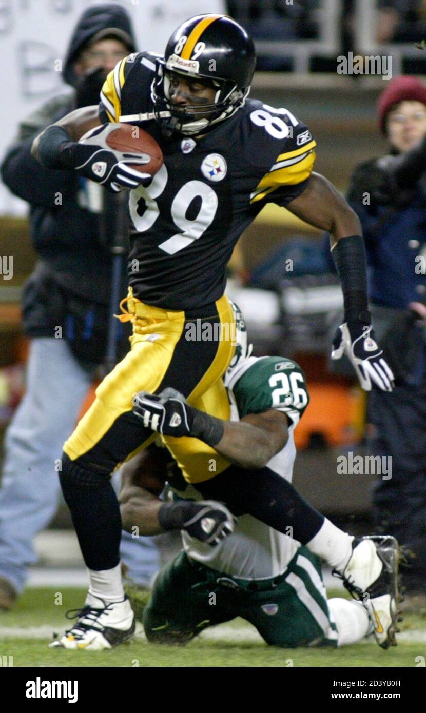 Jason lee football hi-res stock photography and images - Alamy