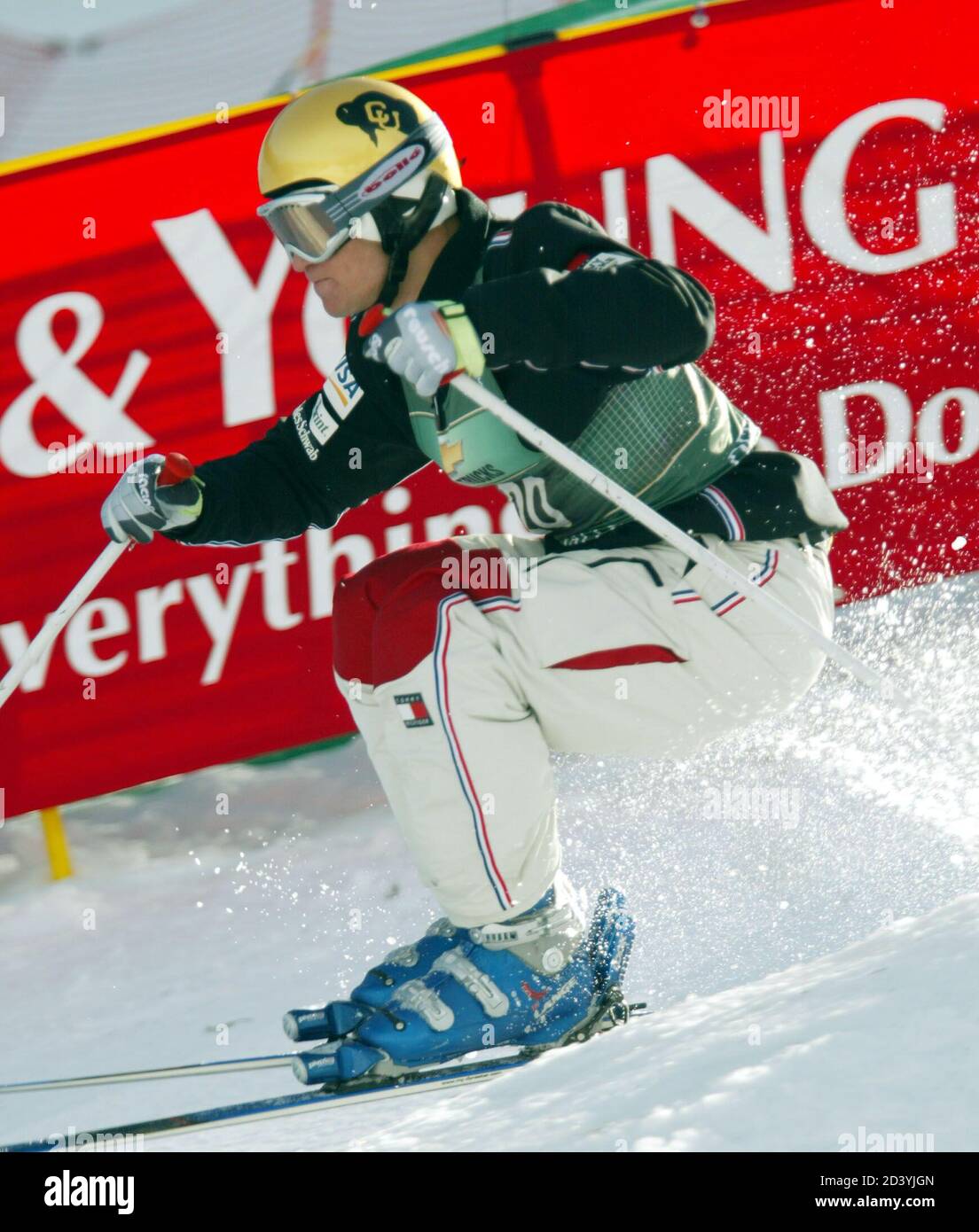 Skiing the bumps hi-res stock photography and images - Alamy