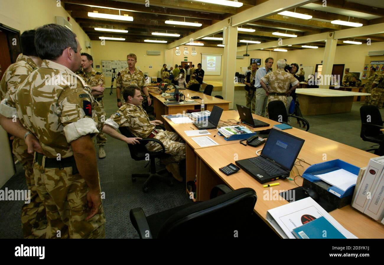 Operations command center hi-res stock photography and images - Alamy