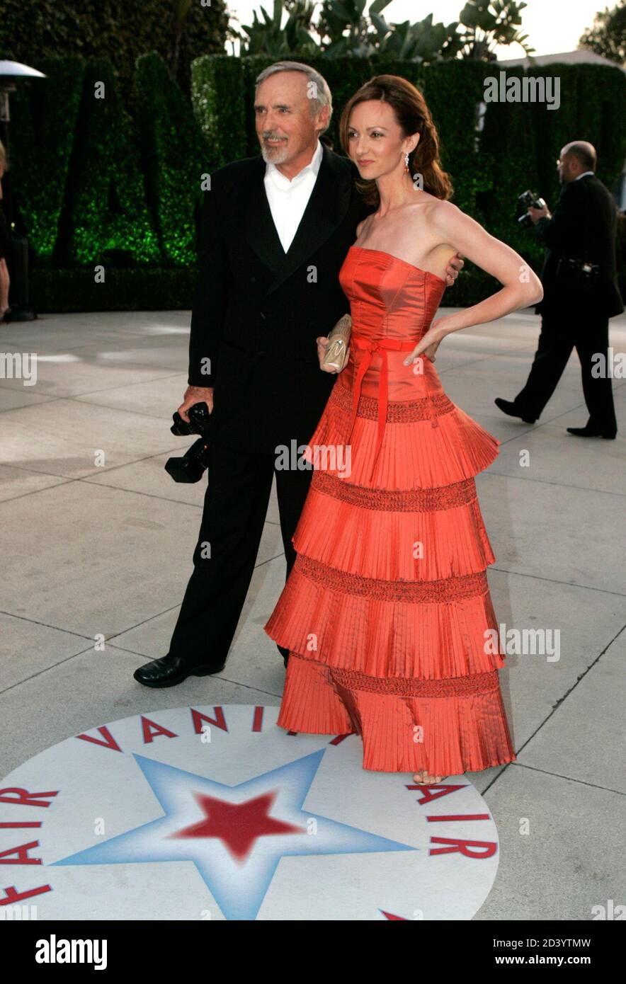 Dennis hopper and wife hi-res stock photography and images - Alamy