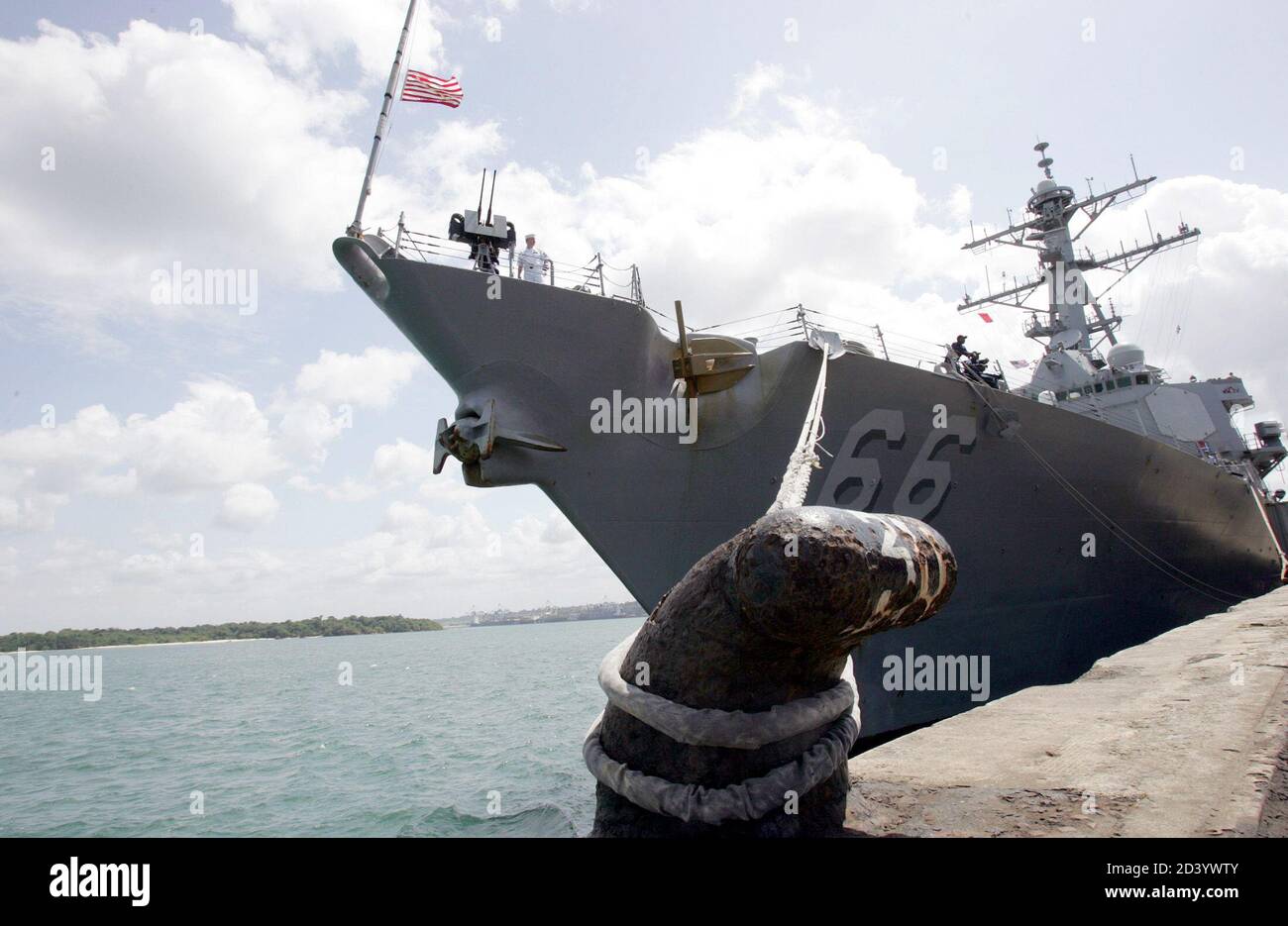 Uss Gonzalez High Resolution Stock Photography and Images - Alamy