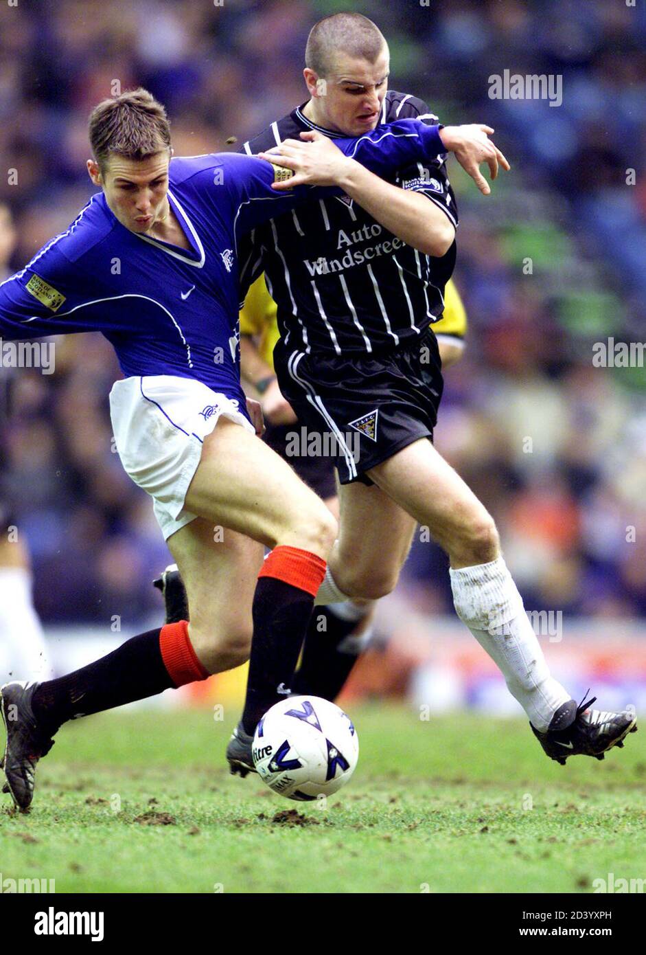 Glasgow rangers 3 2 hi-res stock photography and images - Alamy