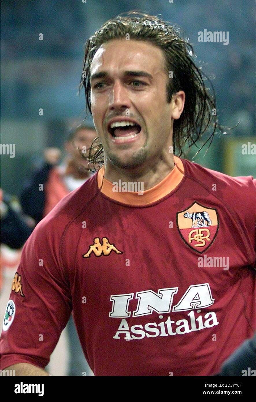 Gabriel Batistuta High Resolution Stock Photography and Images - Alamy