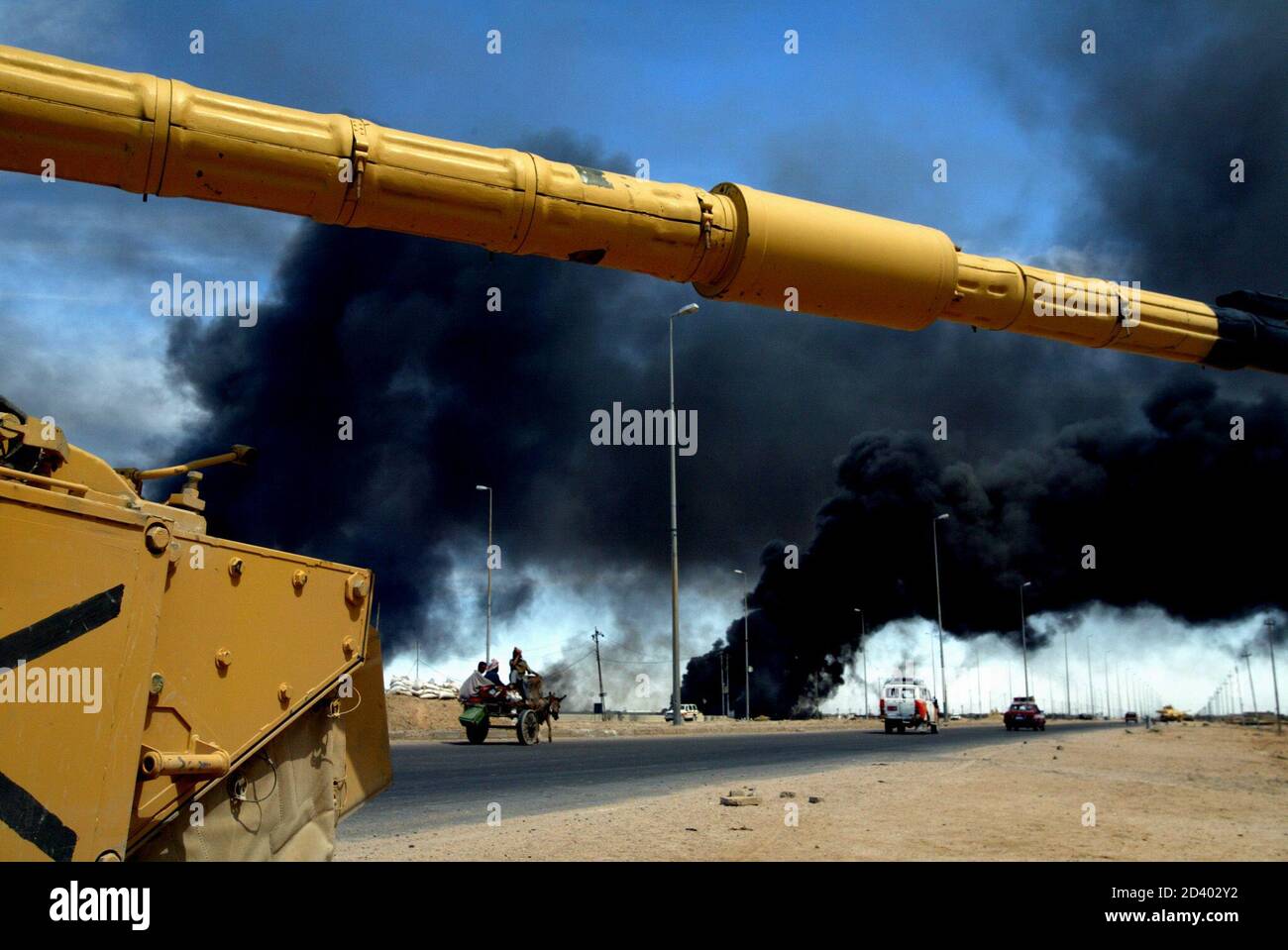 British challenger basra hi-res stock photography and images - Alamy