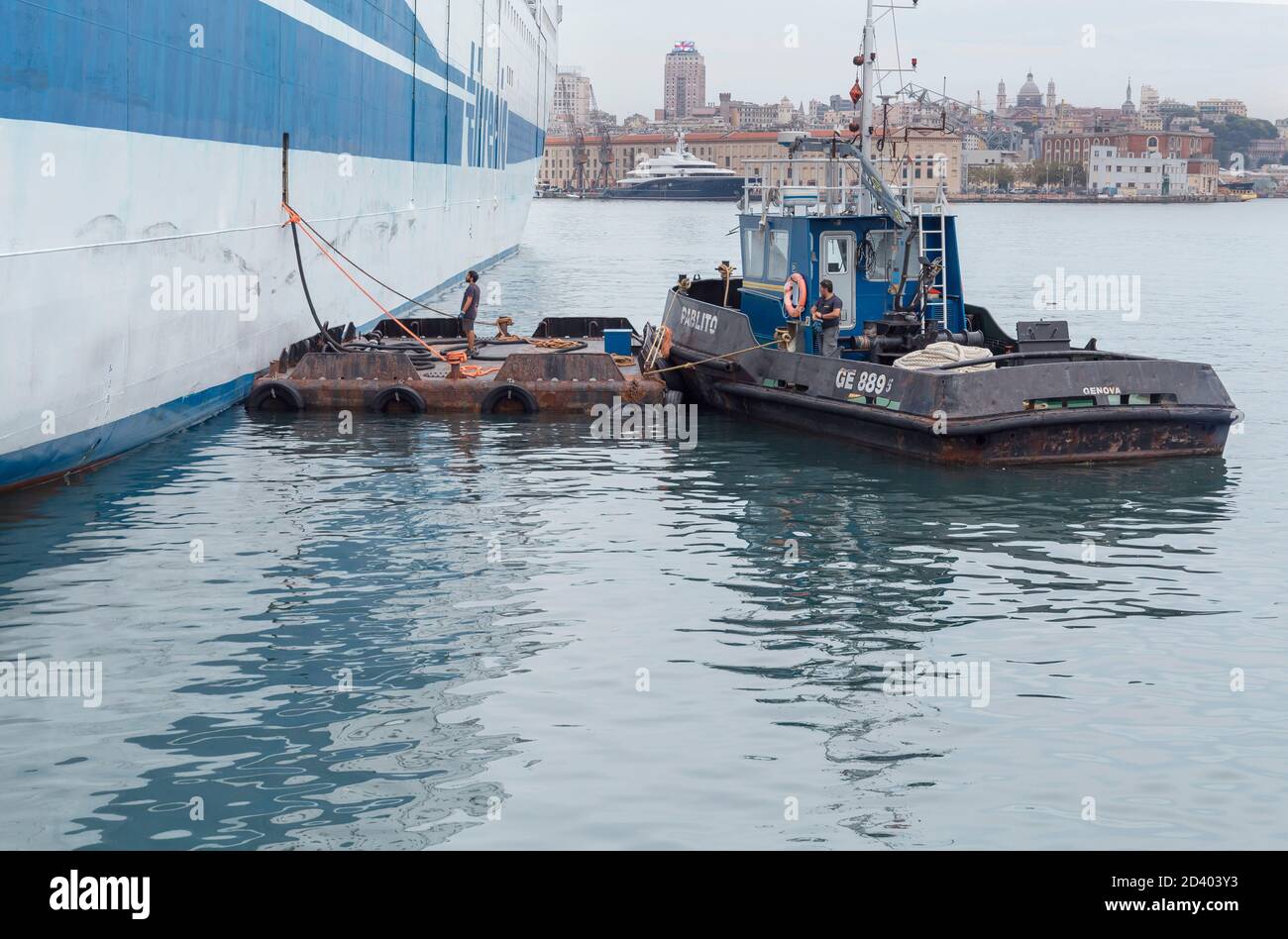Marine vessel pumping out hi-res stock photography and images - Alamy