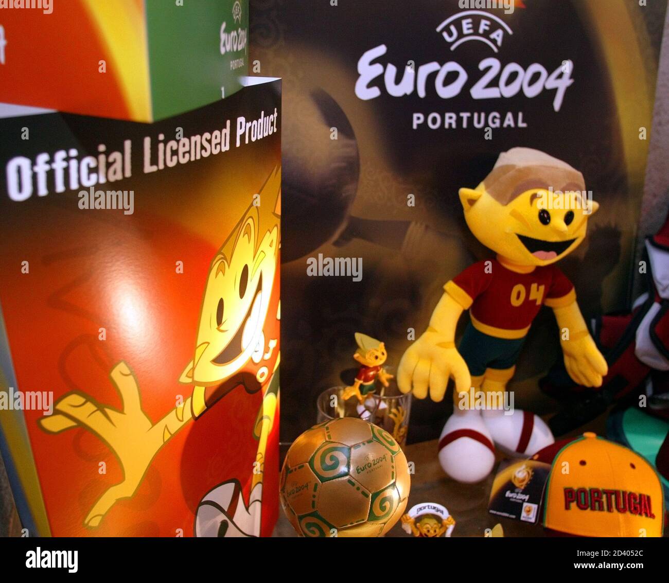 Official euro 2004 mascot hi-res stock photography and images - Alamy