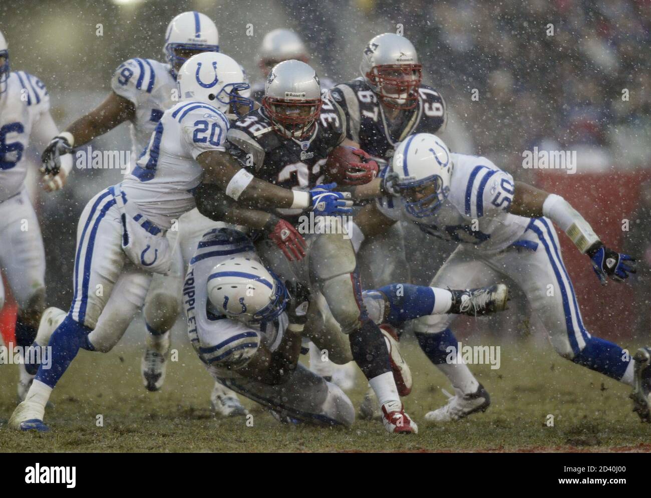 Doss down in the hi-res stock photography and images - Alamy