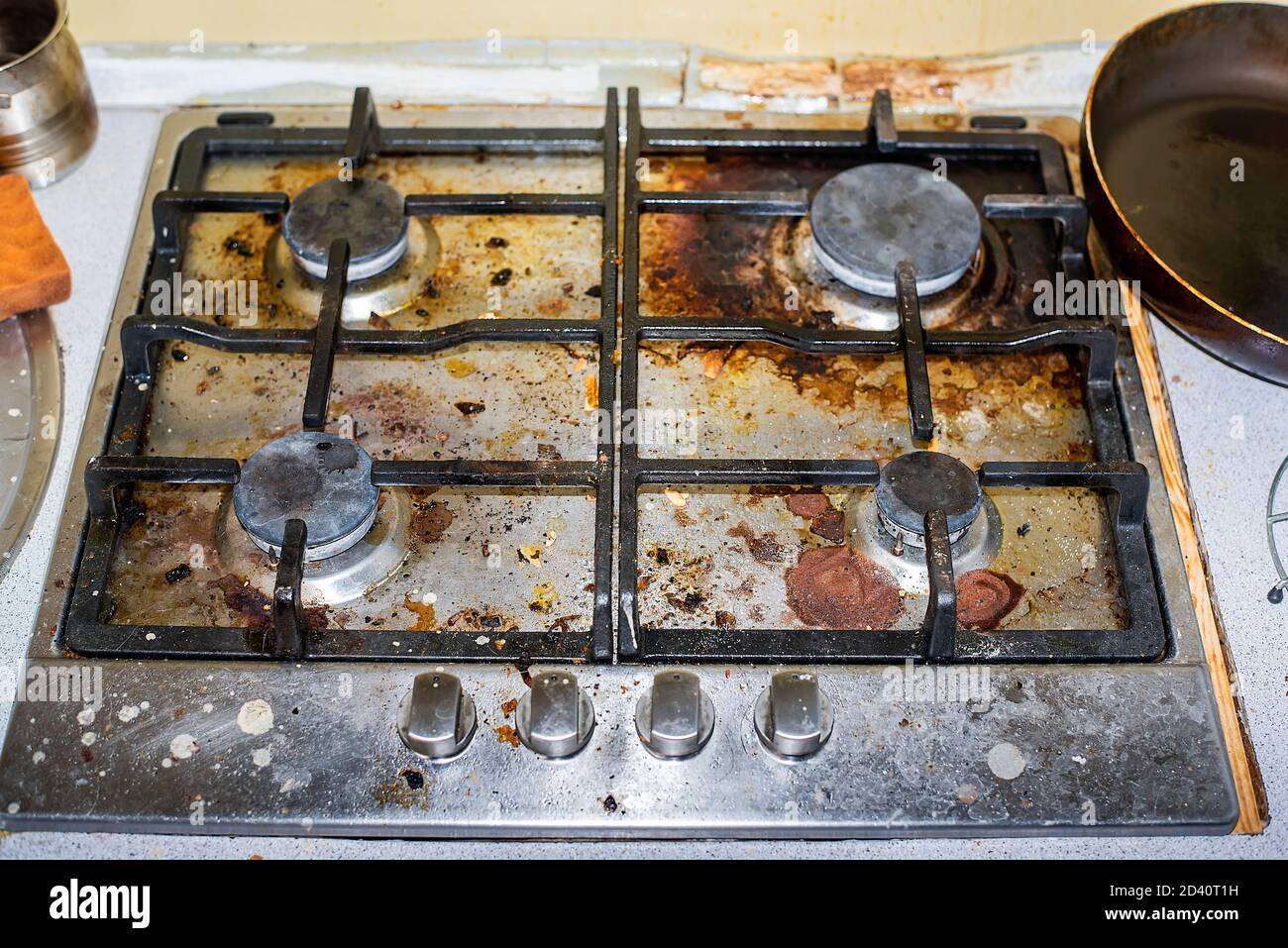 Vintage iron rusty cook stove hi-res stock photography and images - Alamy