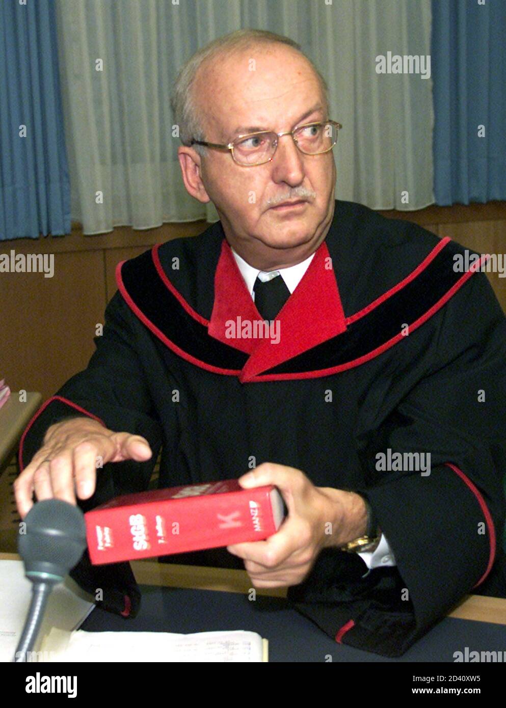 Staatsanwalt hi-res stock photography and images - Alamy