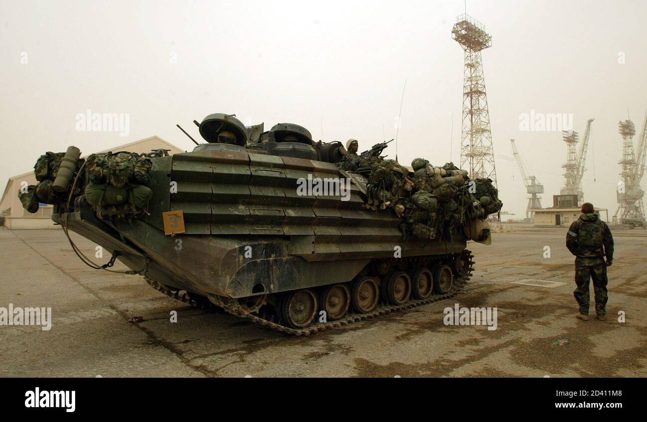 Land assault vehicle hi-res stock photography and images - Alamy