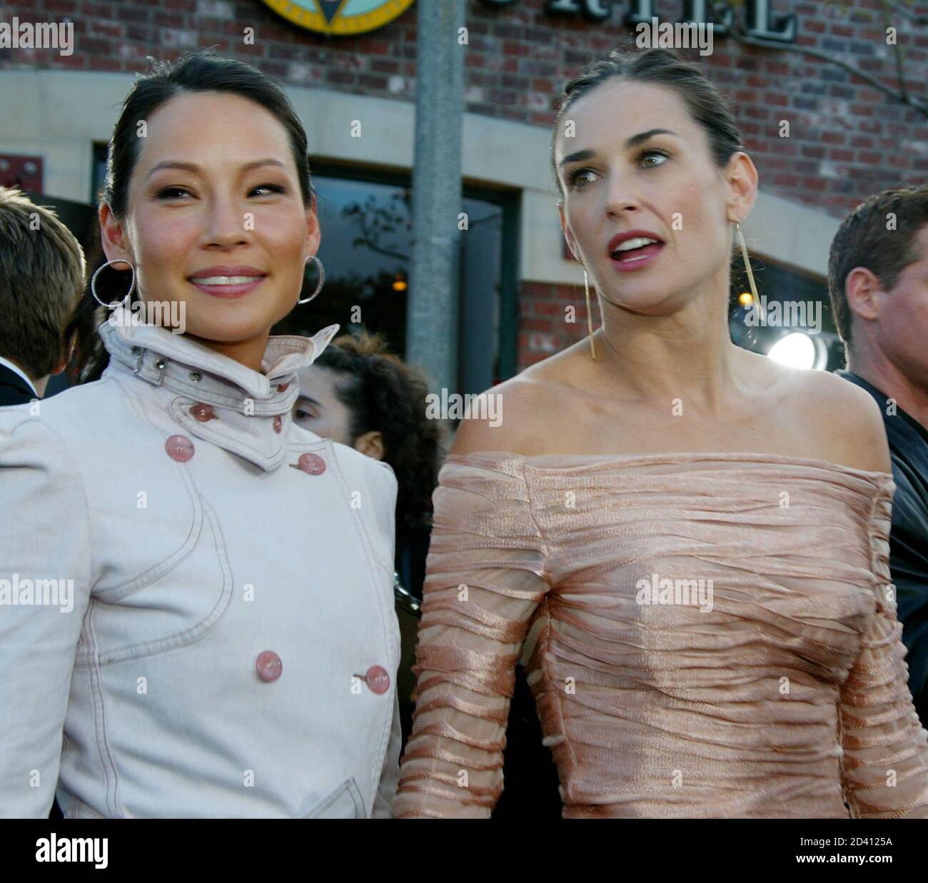Demi moore lucy liu hi-res stock photography and images - Alamy