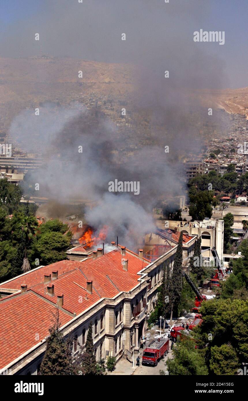 Ie university hi-res stock photography and images - Alamy