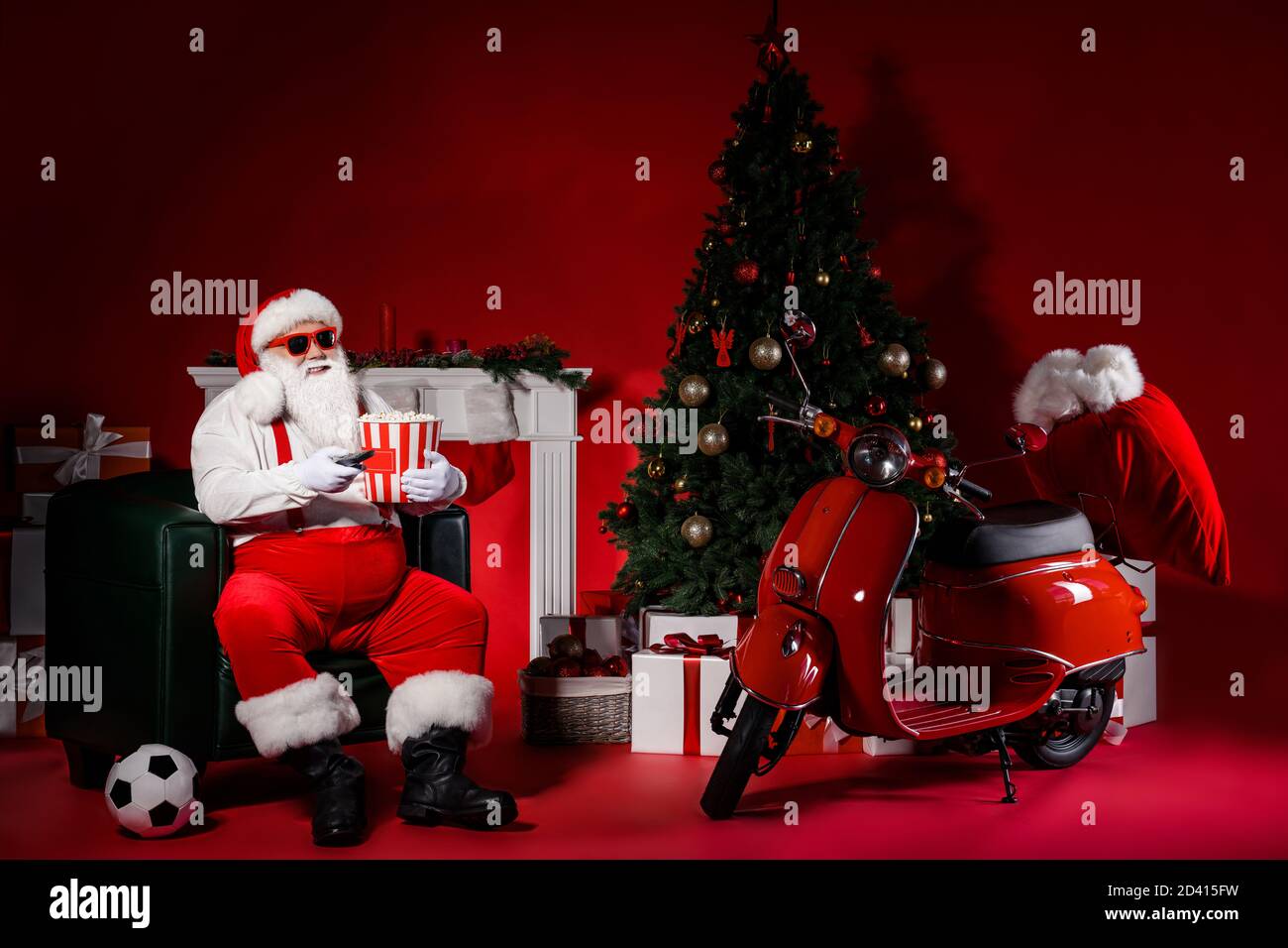 Grey control box hi-res stock photography and images - Alamy