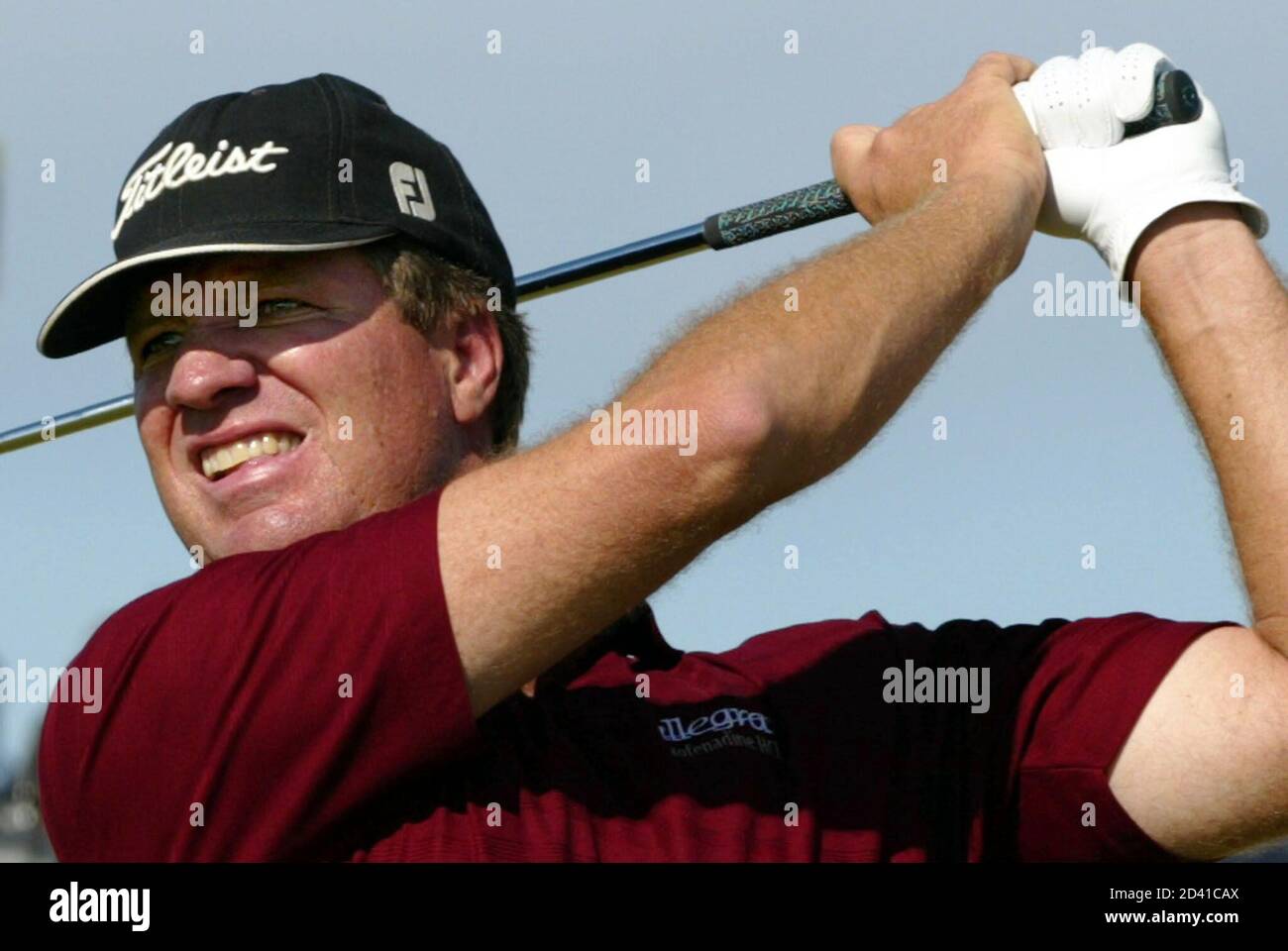 Steve elkington tees off during the final round hi-res stock ...