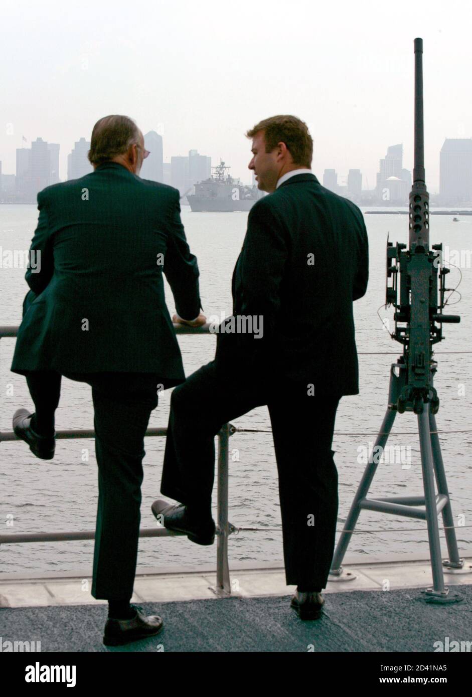 Naval dignitaries hi-res stock photography and images - Alamy