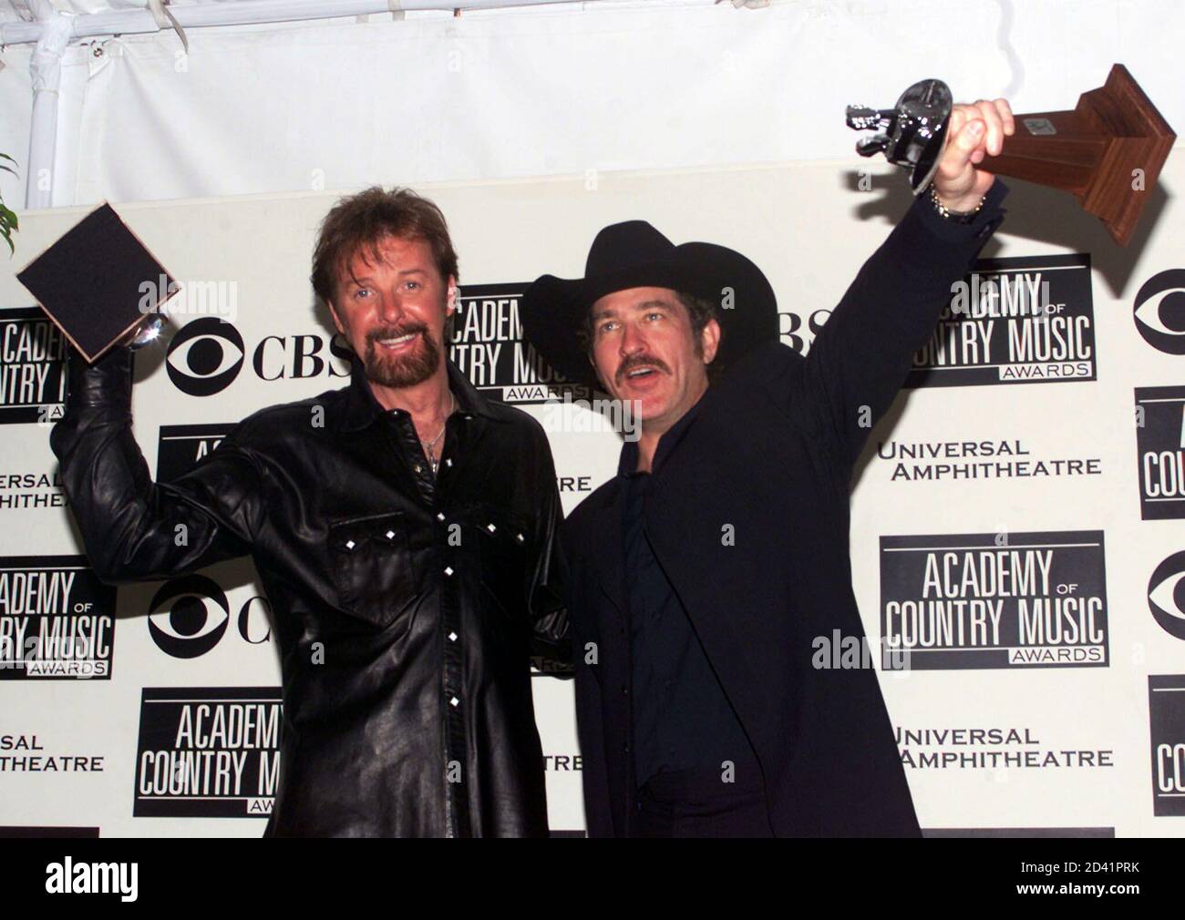 Kix brooks hi-res stock photography and images - Alamy