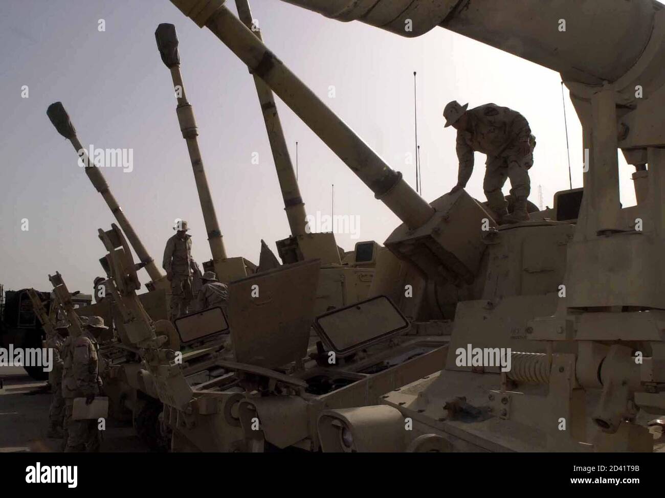 U.s. soldiers kuwait 1991 hi-res stock photography and images - Alamy