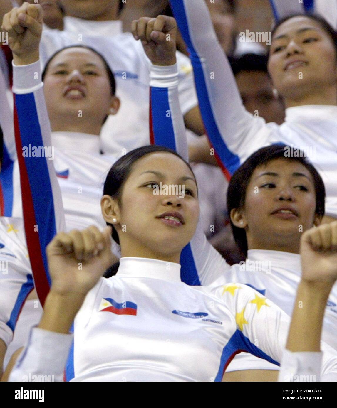 Mens Basketball High Resolution Stock Photography and Images - Alamy