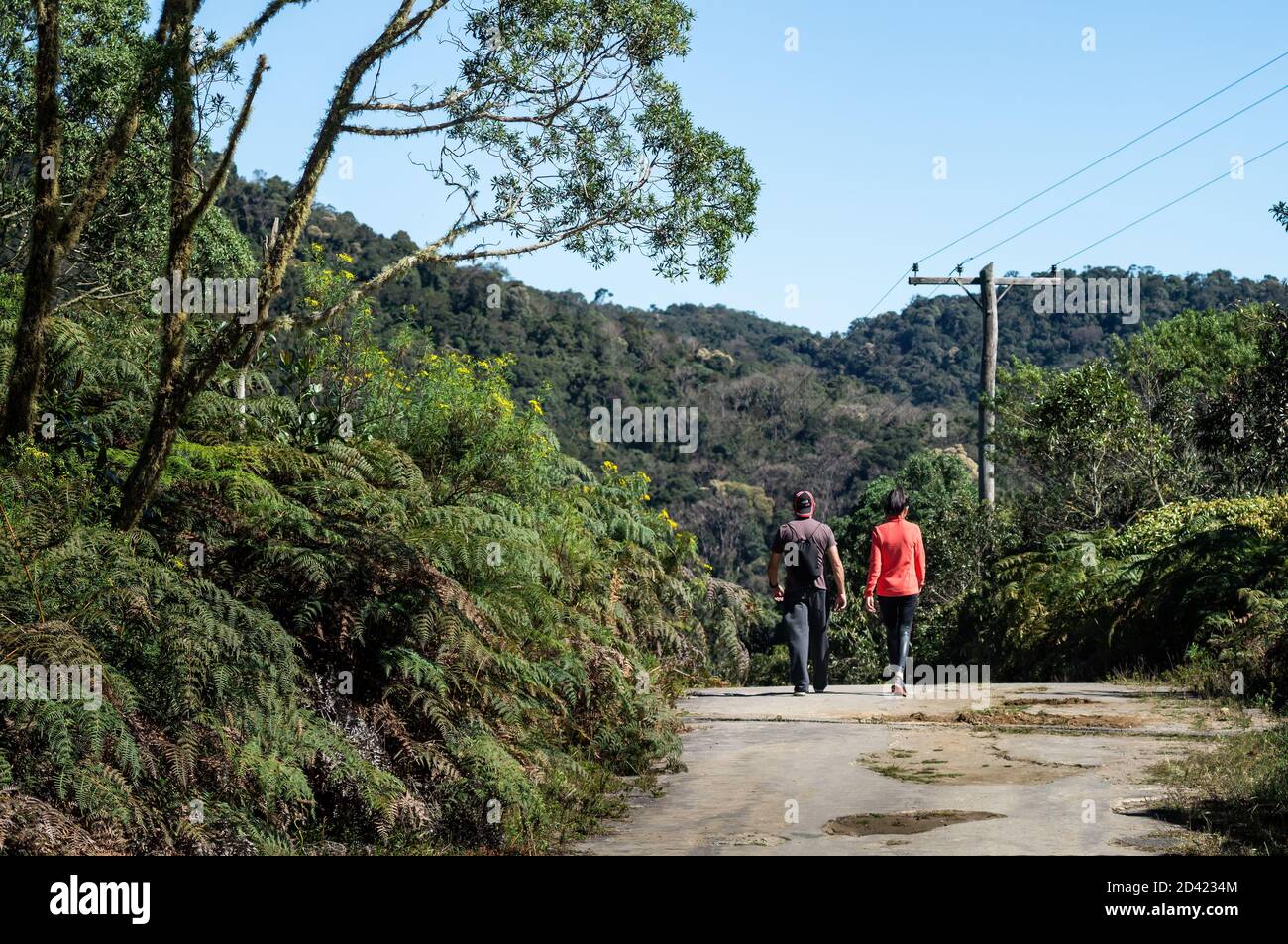 Downhill walking hi-res stock photography and images - Alamy