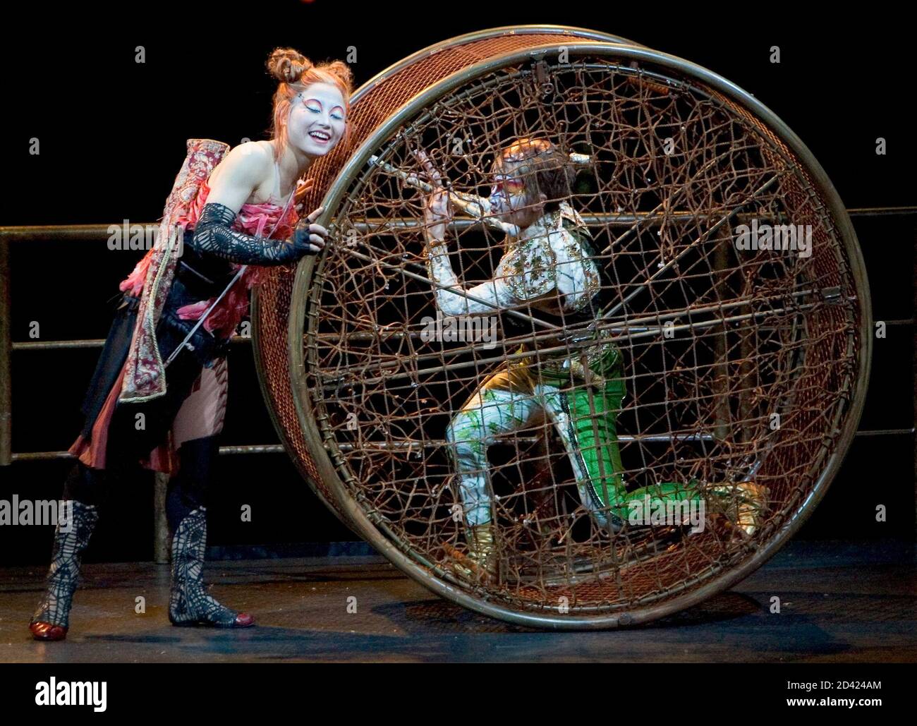 Ka cirque du soleil hi-res stock photography and images - Alamy