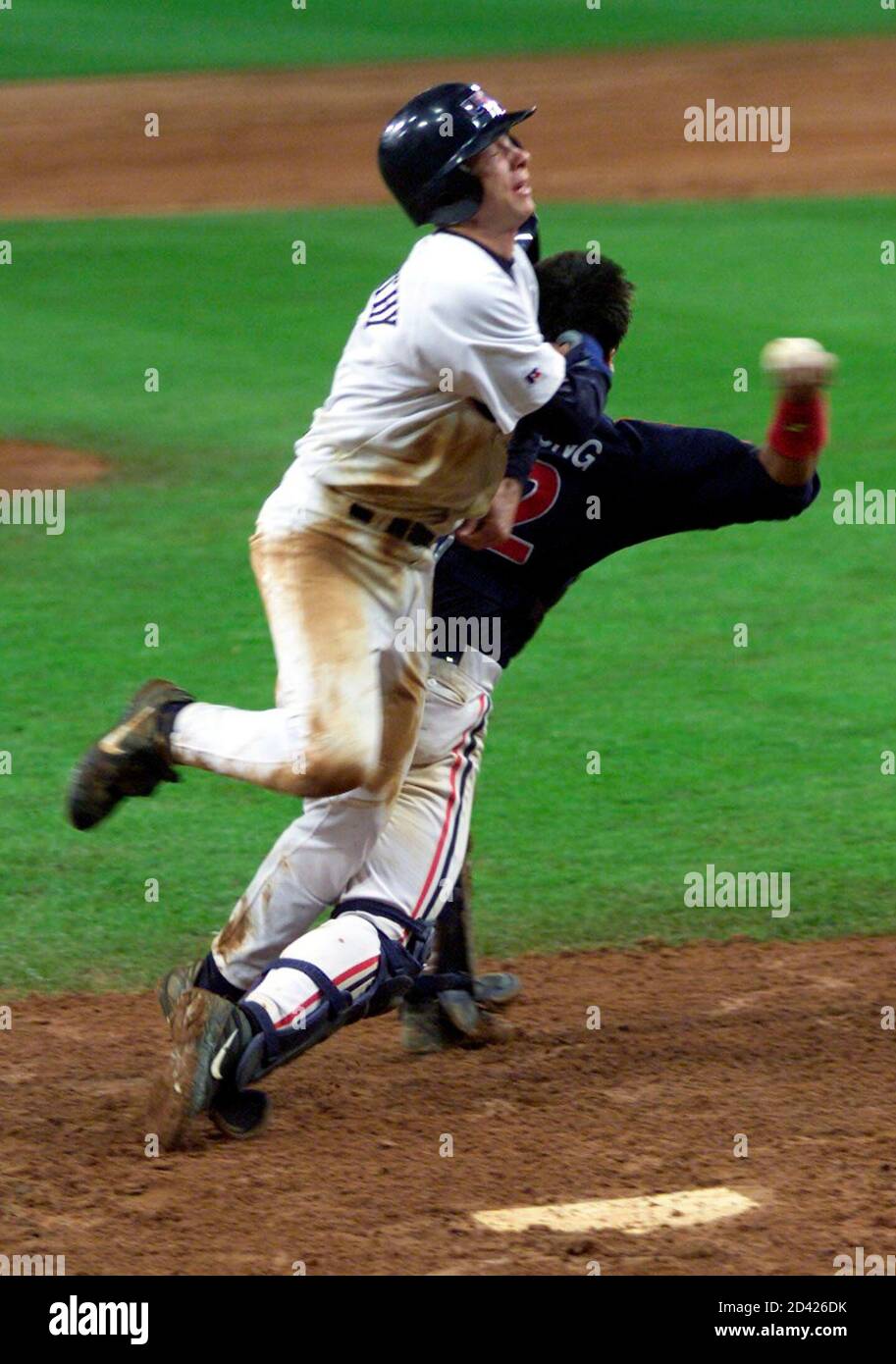 2000 olympics baseball final usa hi-res stock photography and images ...