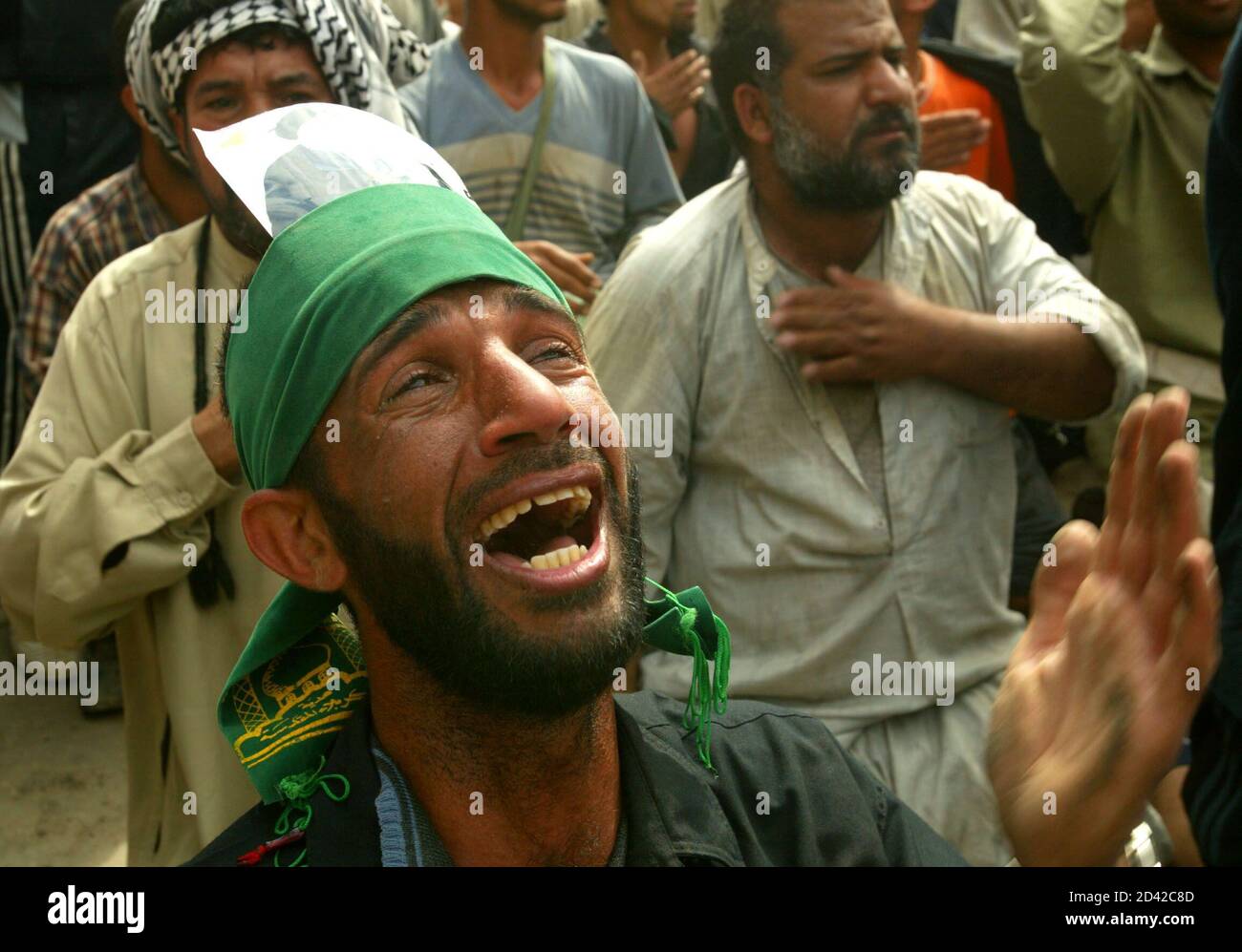 Iraqi shiite man hi-res stock photography and images - Alamy
