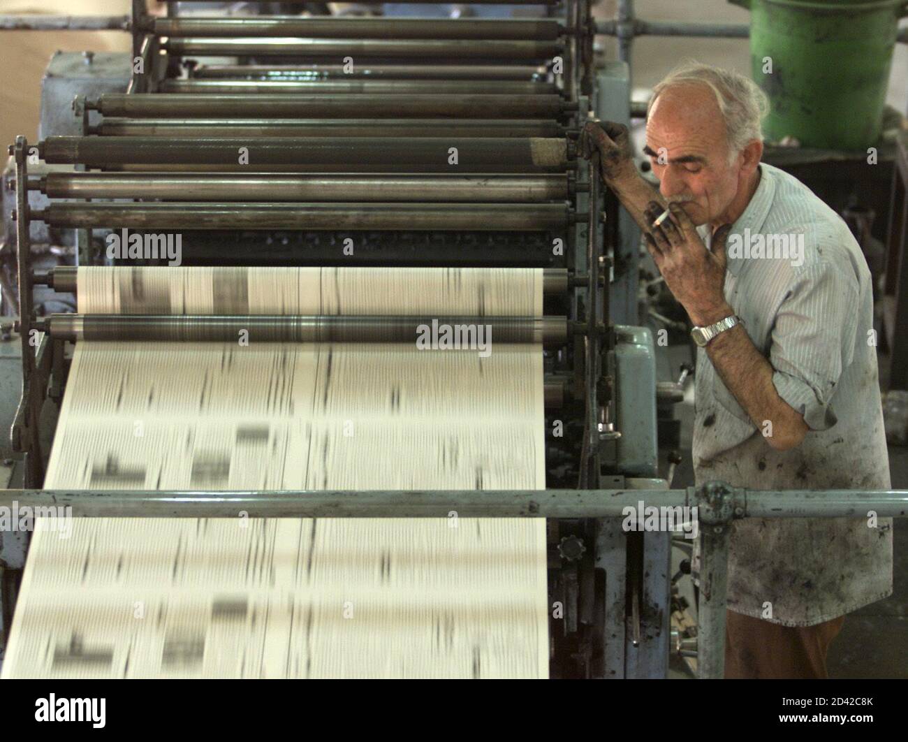 Newspaper first editions hi-res stock photography and images - Alamy