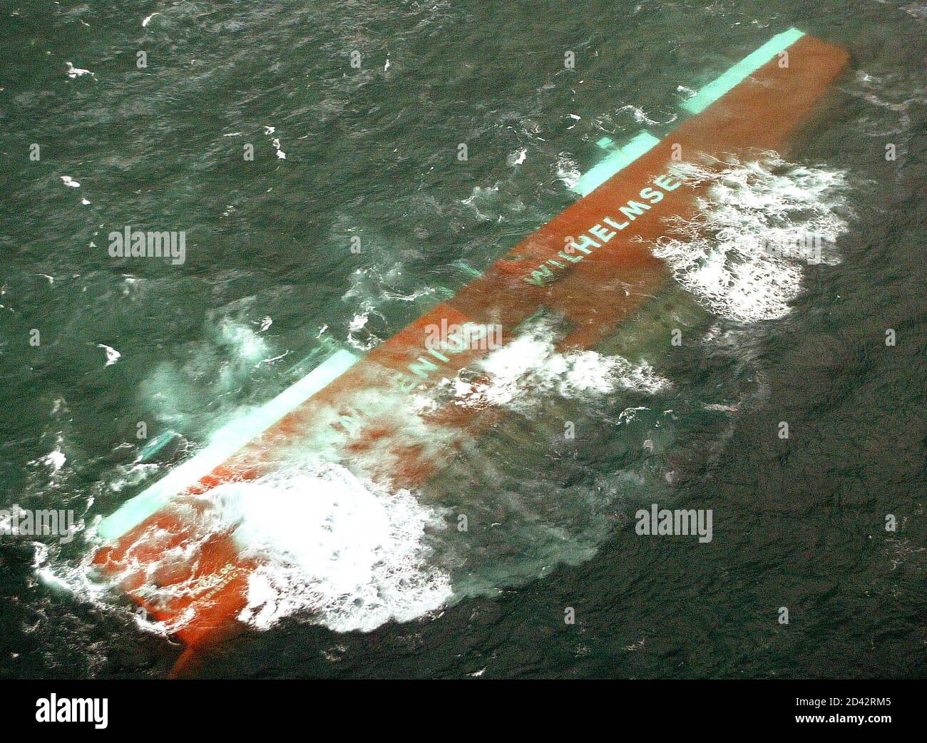 Vessel collision hi-res stock photography and images - Alamy