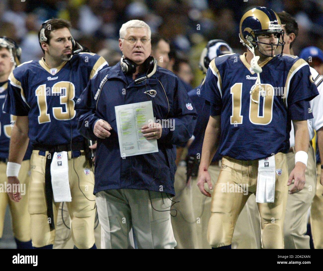 Rams quarterbacks hi-res stock photography and images - Alamy