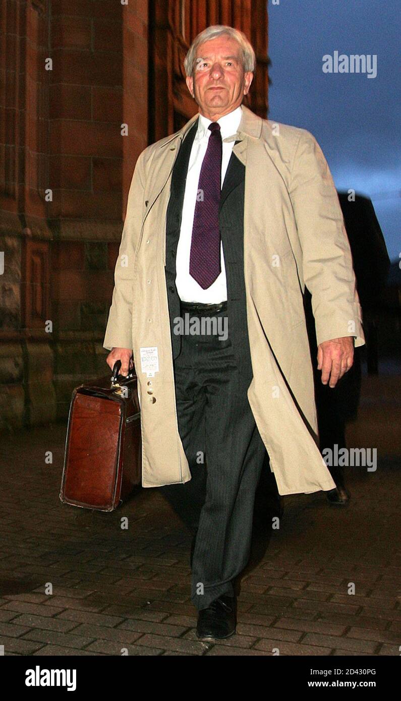 Lord saville bloody sunday hi-res stock photography and images - Alamy