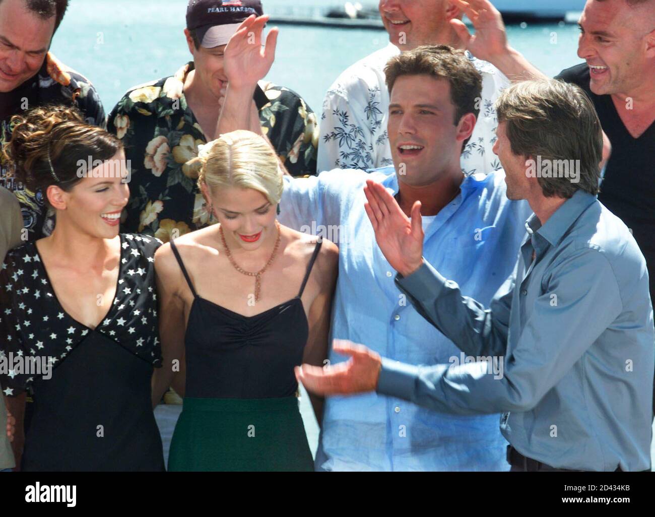 Michael bay ben affleck hi-res stock photography and images - Alamy