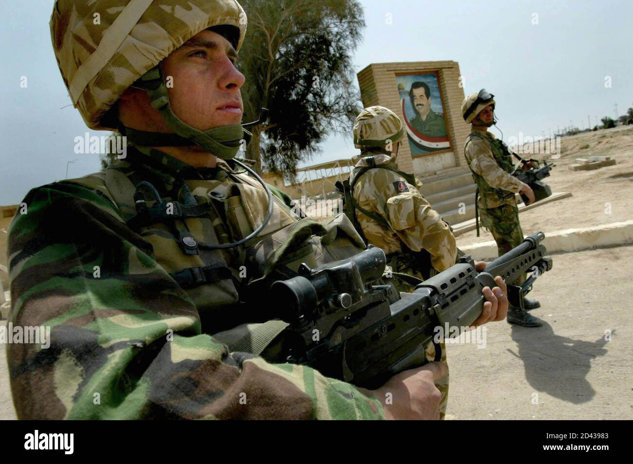 Iraq war 2003 british hi-res stock photography and images - Alamy