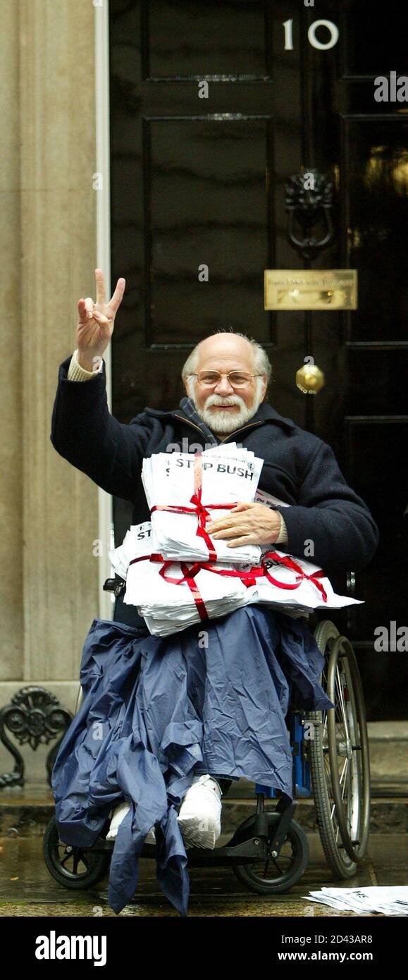 Ron Kovic High Resolution Stock Photography and Images - Alamy