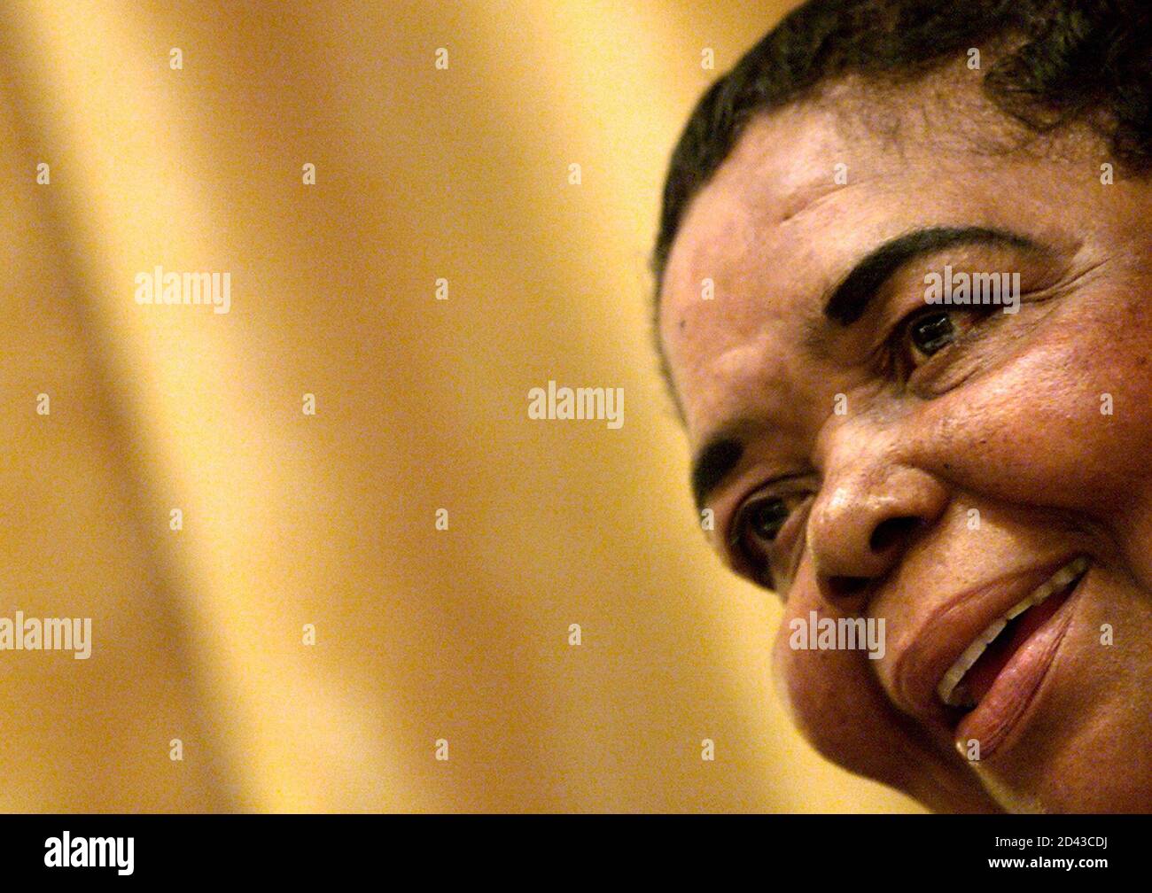 Singer Cesaria Evora High Resolution Stock Photography and Images - Alamy