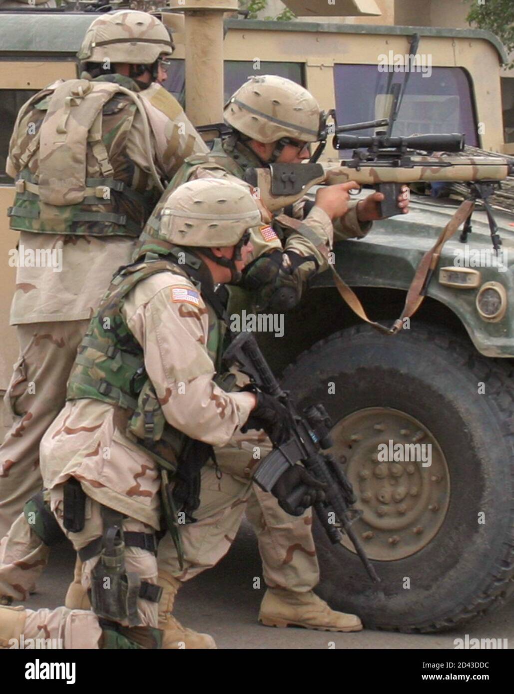 U s army take cover after hi-res stock photography and images - Alamy