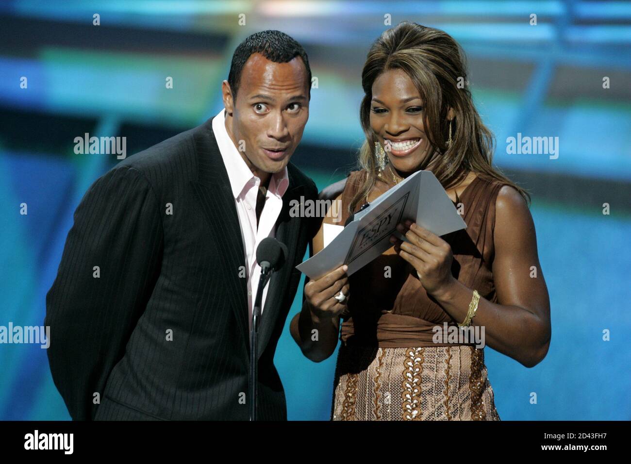 Duane johnson the rock hi-res stock photography and images - Alamy