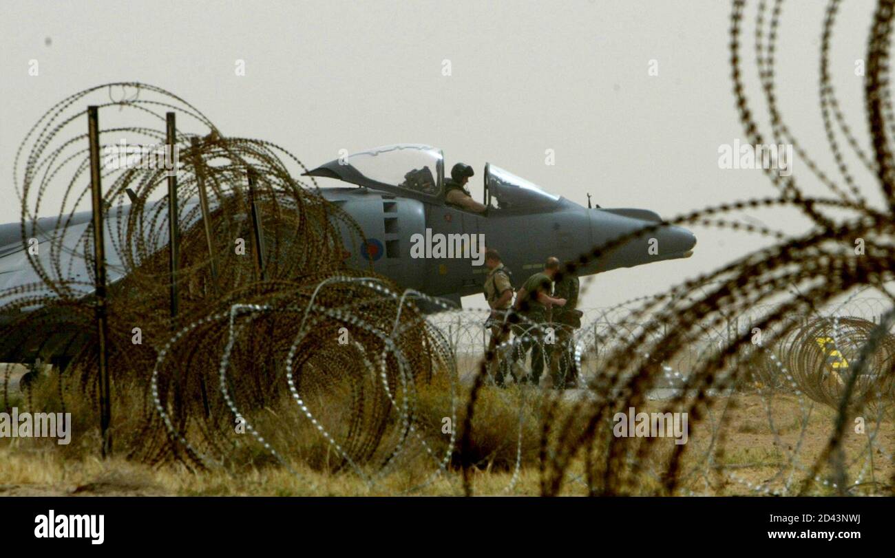 Harrier sand hi-res stock photography and images - Alamy