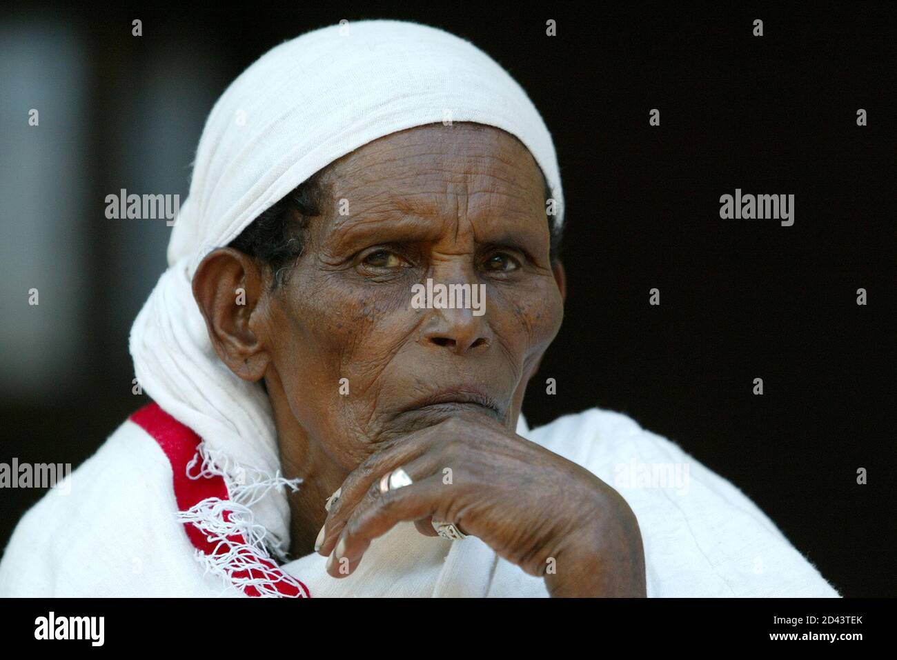 Ethiopian israeli woman hi-res stock photography and images - Alamy