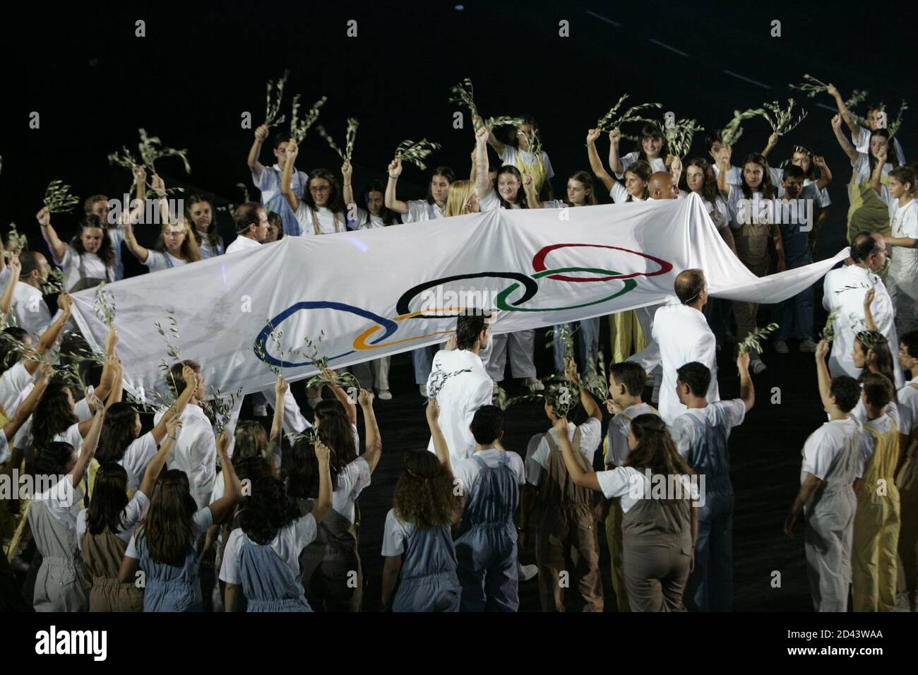 2004 olympics flag hi-res stock photography and images - Alamy