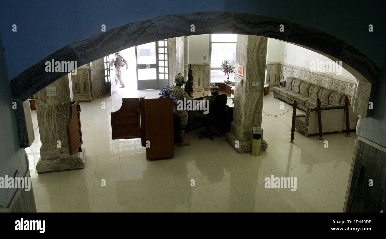 Cement factory middle east hi-res stock photography and images - Alamy