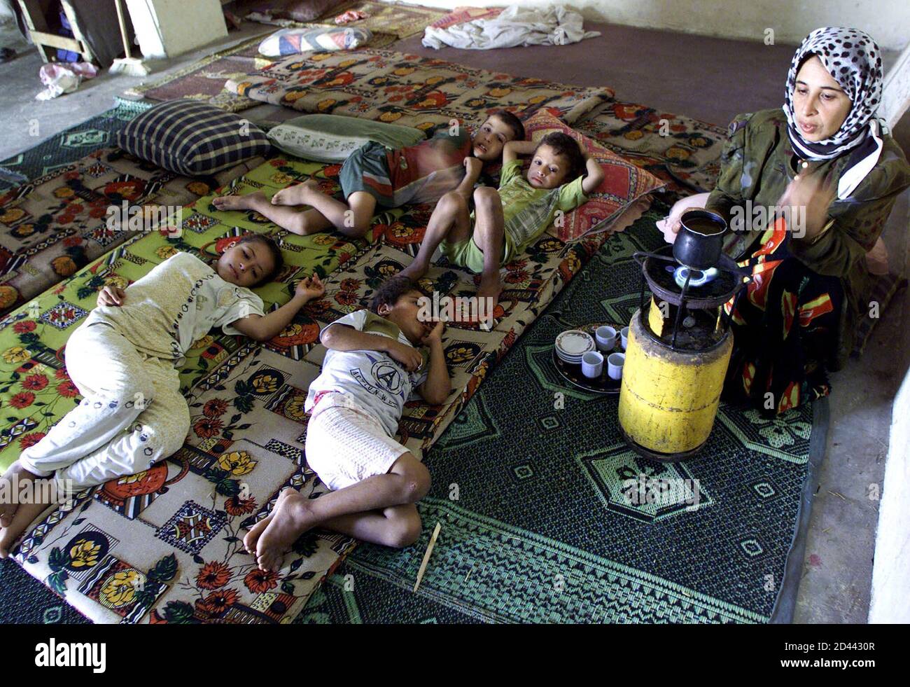 Holmes garage hi-res stock photography and images - Alamy