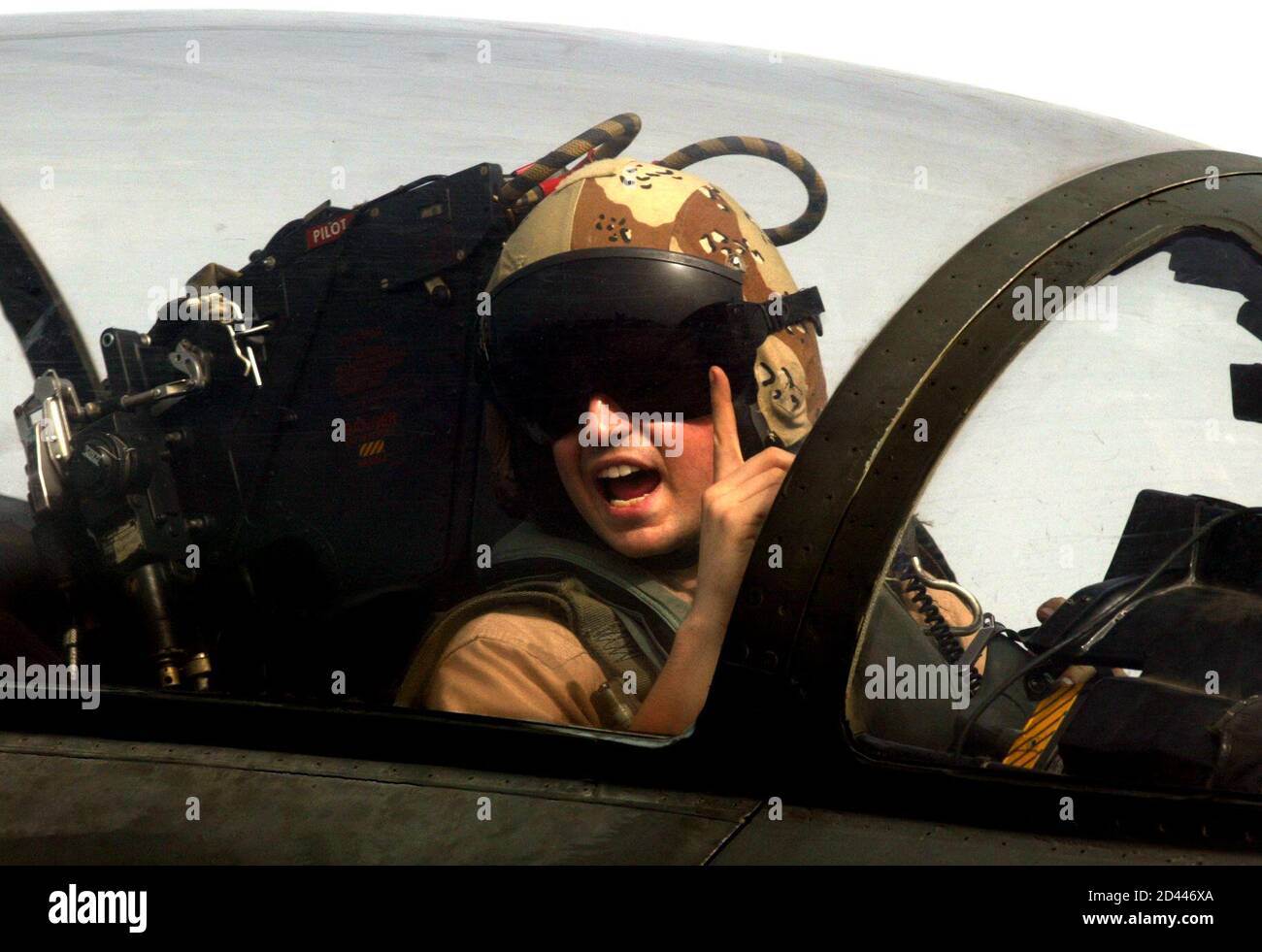 F 14 tomcat cockpit hi-res stock photography and images - Alamy