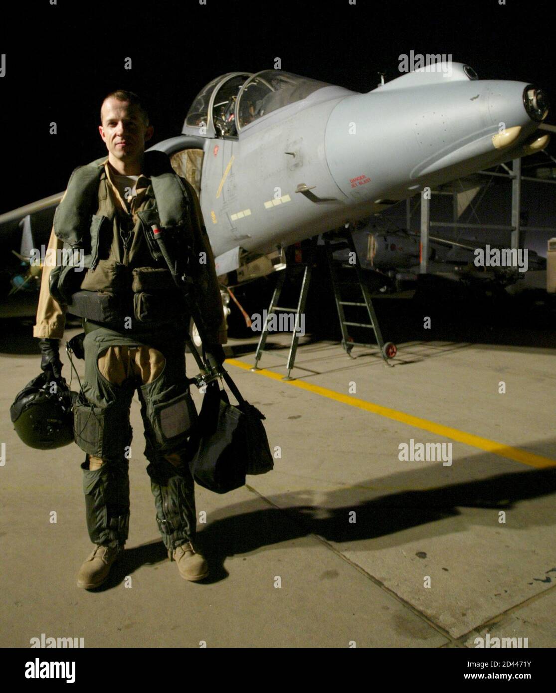 Harrier gr7 iraq war hi-res stock photography and images - Alamy