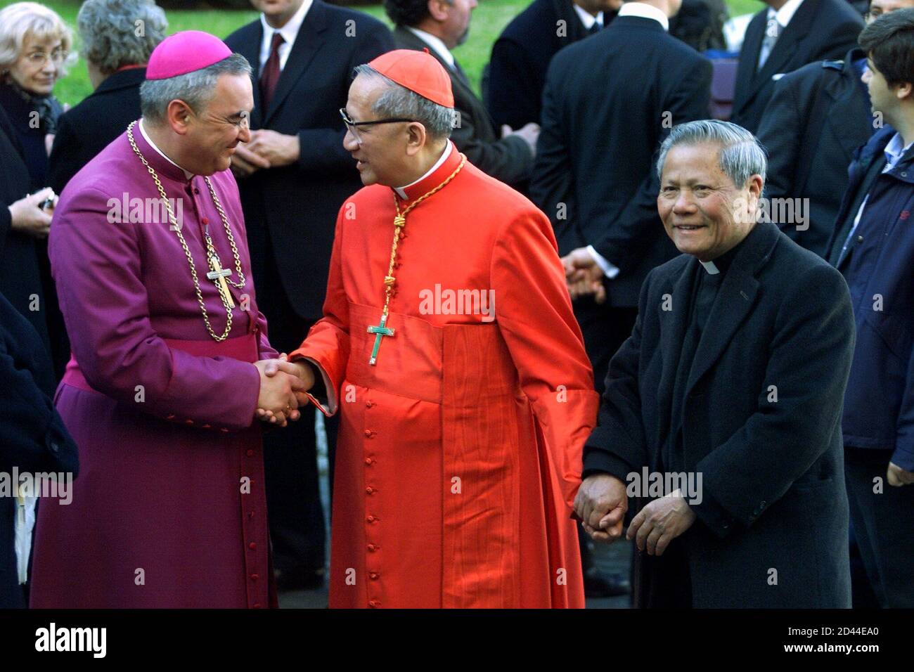 Nguyen van thuan hi-res stock photography and images - Alamy